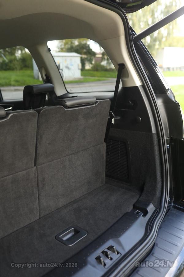 Black Ford Galaxy 2018 in Tartu, with an engine capacity of 1.50 L and mileage of 114 thousand km for 10490 €, photo 10 on AUTOMOTO.COM.LV