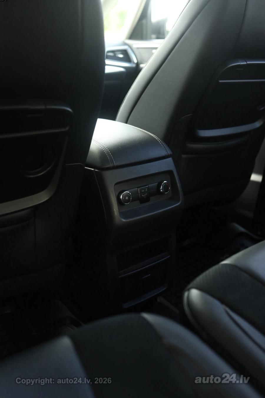 Melns Ford Galaxy 2018 Tartu, ar dzinēja tilpumu 1.50 L un nobraukumu 114 tūkst. km par 10490 €, foto 13 vietnē AUTOMOTO.COM.LV