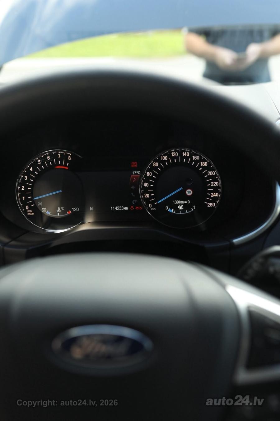 Melns Ford Galaxy 2018 Tartu, ar dzinēja tilpumu 1.50 L un nobraukumu 114 tūkst. km par 10490 €, foto 19 vietnē AUTOMOTO.COM.LV