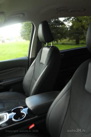 Melns Ford Galaxy 2018 Tartu, ar dzinēja tilpumu 1.50 L un nobraukumu 114 tūkst. km par 10490 €, foto 20 vietnē AUTOMOTO.COM.LV
