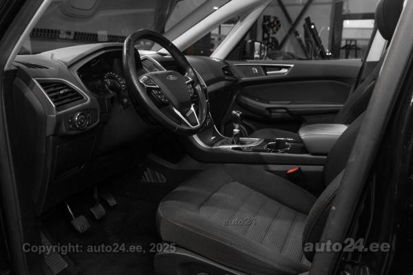 Черный Форд Галакси 2019 в Рига, объемом двигателя 2.00 л и пробегом 145 тыс. км за 14900 €, фото 11 на AUTOMOTO.COM.LV