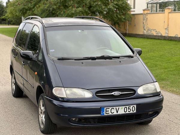 Blue Ford Galaxy 1996 in Klaipeda, with an engine capacity of 2.80 L and mileage of 269 thousand km for 1450 €, photo 2 on AUTOMOTO.COM.LV