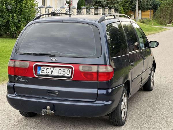 Blue Ford Galaxy 1996 in Klaipeda, with an engine capacity of 2.80 L and mileage of 269 thousand km for 1450 €, photo 3 on AUTOMOTO.COM.LV