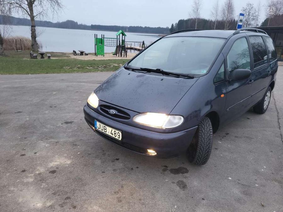 Blue Ford Galaxy 1998 in Utena, with an engine capacity of 1.90 L and mileage of 299 thousand km for 990 €, photo 2 on AUTOMOTO.COM.LV