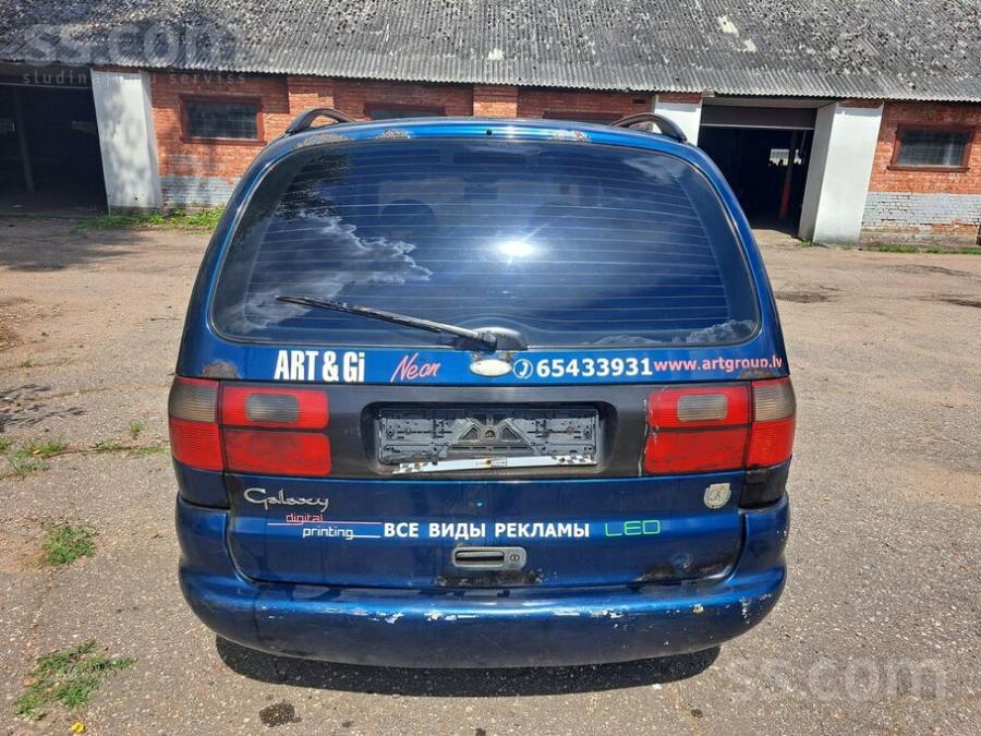 Zils Ford Galaxy 1998 Daugavpils, ar dzinēja tilpumu 1.90 L un nobraukumu 537 tūkst. km par 380 €, foto 3 vietnē AUTOMOTO.COM.LV