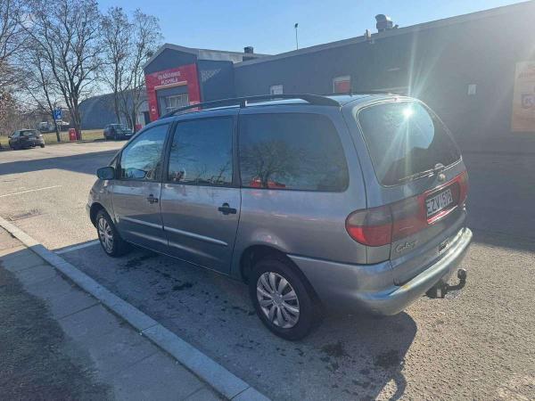 Zils Ford Galaxy 1999 Kauņa, ar dzinēja tilpumu 1.90 L un nobraukumu 303 tūkst. km par 1300 €, foto 3 vietnē AUTOMOTO.COM.LV