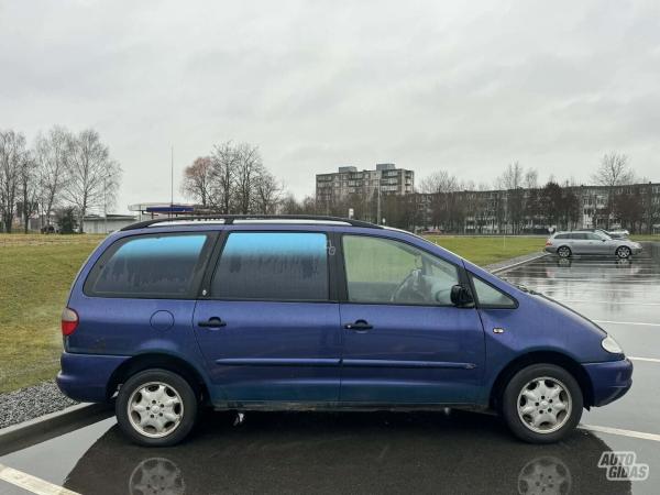 Zils Ford Galaxy 1999 Panevēža, ar dzinēja tilpumu 1.90 L un nobraukumu 276 tūkst. km par 500 €, foto 4 vietnē AUTOMOTO.COM.LV