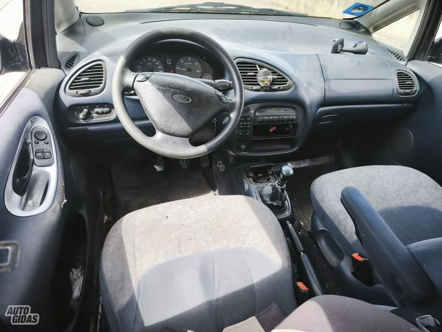 Blue Ford Galaxy 1999 in Kaunas, with an engine capacity of 1.90 L and mileage of 269 thousand km for 399 €, photo 6 on AUTOMOTO.COM.LV