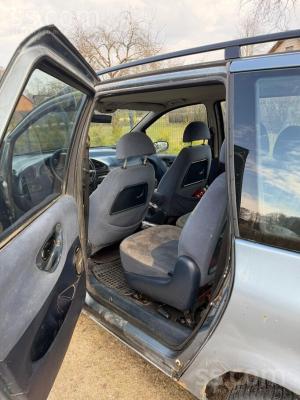 Blue Ford Galaxy 1999 in Tukums, with an engine capacity of 1.90 L and mileage of 529 thousand km for 550 €, photo 11 on AUTOMOTO.COM.LV