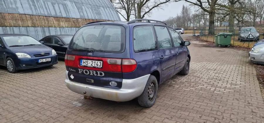 Blue Ford Galaxy 1999 in Valmiera, with an engine capacity of 1.90 L and mileage of 390 thousand km for 1000 €, photo 4 on AUTOMOTO.COM.LV