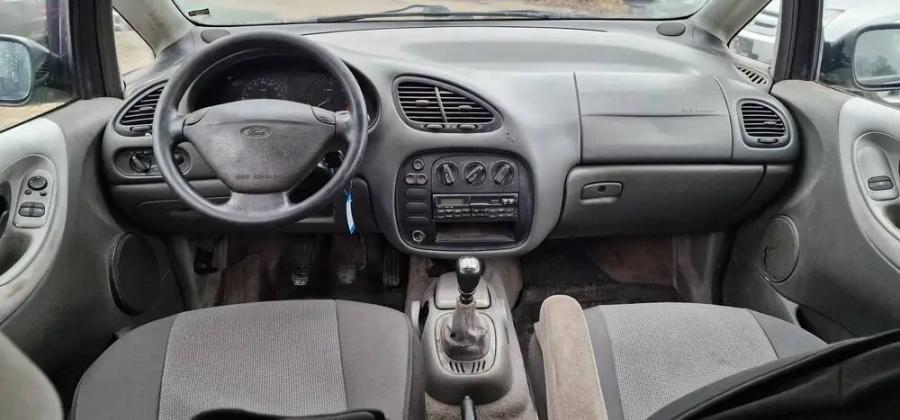 Blue Ford Galaxy 1999 in Valmiera, with an engine capacity of 1.90 L and mileage of 390 thousand km for 1000 €, photo 8 on AUTOMOTO.COM.LV