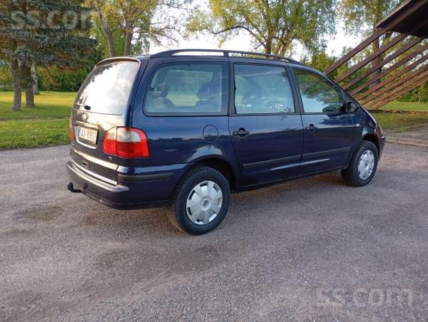 Blue Ford Galaxy 2001 in Daugavpils, with an engine capacity of 1.90 L and mileage of 448 thousand km for 1650 €, photo 3 on AUTOMOTO.COM.LV
