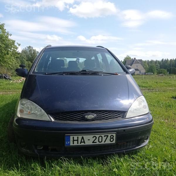 Blue Ford Galaxy 2001 in Preili, with an engine capacity of 2.00 L and mileage of 12 thousand km for 1000 €, photo 4 on AUTOMOTO.COM.LV