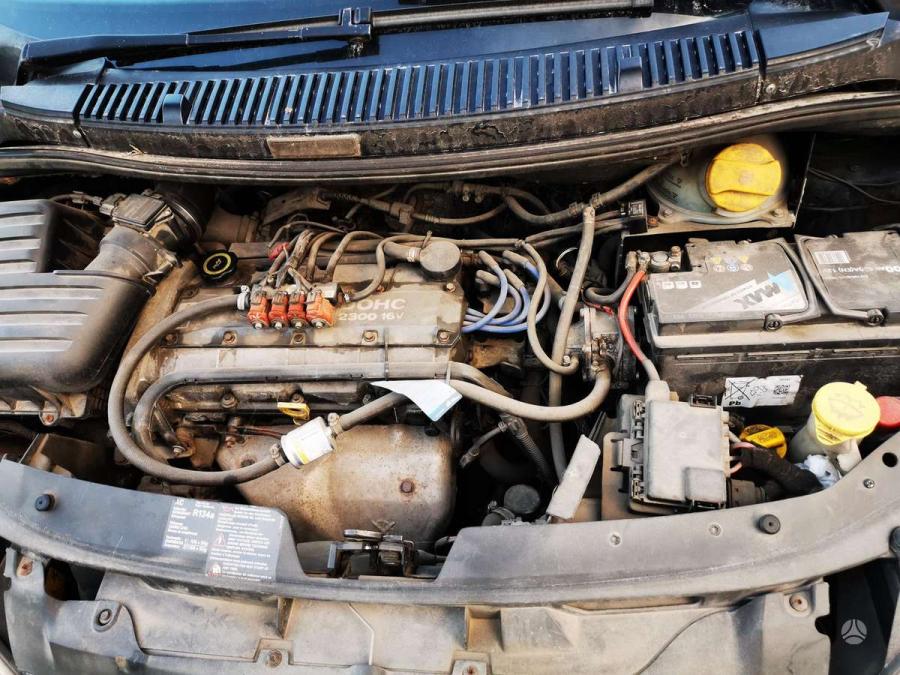 Zils Ford Galaxy 2001 Kauņa, ar dzinēja tilpumu 2.30 L un nobraukumu 377 tūkst. km par 430 €, foto 8 vietnē AUTOMOTO.COM.LV
