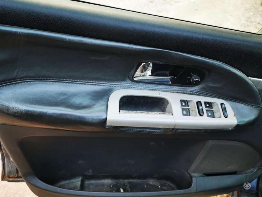 Zils Ford Galaxy 2001 Kauņa, ar dzinēja tilpumu 2.30 L un nobraukumu 377 tūkst. km par 430 €, foto 13 vietnē AUTOMOTO.COM.LV