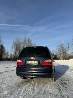 Blue Ford Galaxy 2002 in Rokiskis, with an engine capacity of 1.90 L and mileage of 325 thousand km for 1250 €, photo 4 on AUTOMOTO.COM.LV