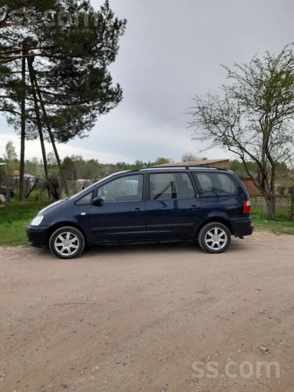Zils Ford Galaxy 2002 Jelgava, ar dzinēja tilpumu 1.90 L un nobraukumu 0 tūkst. km par 1450 €, foto 2 vietnē AUTOMOTO.COM.LV