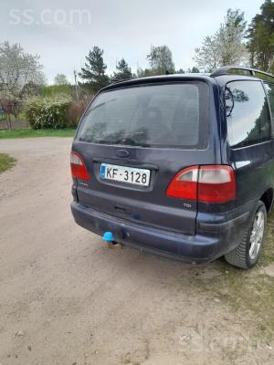 Blue Ford Galaxy 2002 in Jelgava, with an engine capacity of 1.90 L and mileage of 0 thousand km for 1450 €, photo 4 on AUTOMOTO.COM.LV