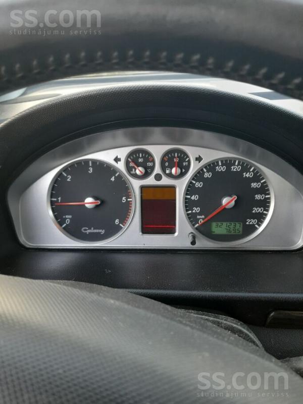 Zils Ford Galaxy 2002 Jelgava, ar dzinēja tilpumu 1.90 L un nobraukumu 0 tūkst. km par 1450 €, foto 6 vietnē AUTOMOTO.COM.LV