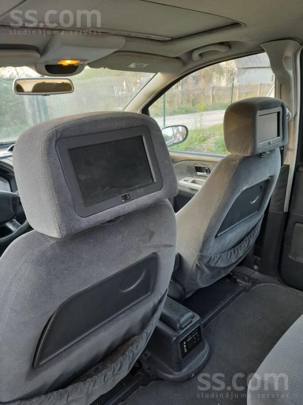 Zils Ford Galaxy 2002 Jelgava, ar dzinēja tilpumu 1.90 L un nobraukumu 0 tūkst. km par 1450 €, foto 8 vietnē AUTOMOTO.COM.LV