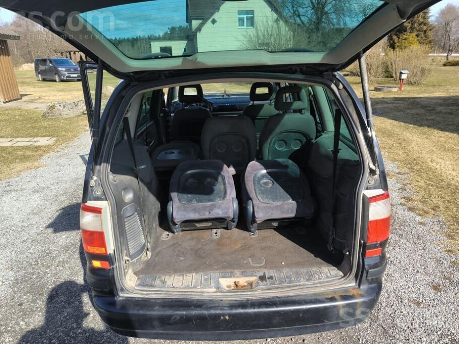 Zils Ford Galaxy 2002 Limbaži, ar dzinēja tilpumu 1.90 L un nobraukumu 472 tūkst. km par 600 €, foto 8 vietnē AUTOMOTO.COM.LV