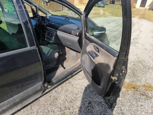 Zils Ford Galaxy 2002 Limbaži, ar dzinēja tilpumu 1.90 L un nobraukumu 472 tūkst. km par 600 €, foto 10 vietnē AUTOMOTO.COM.LV
