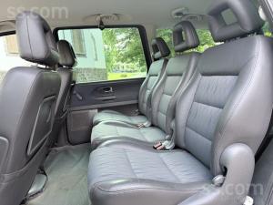 Blue Ford Galaxy 2004 in Gulbene, with an engine capacity of 1.90 L and mileage of 281 thousand km for 1490 €, photo 12 on AUTOMOTO.COM.LV