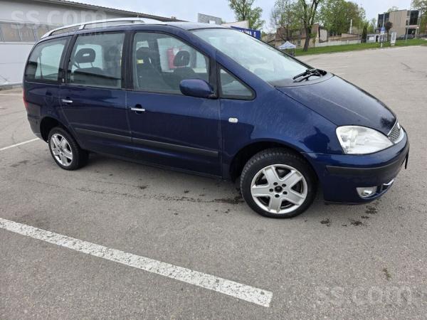 Zils Ford Galaxy 2005 Ludza, ar dzinēja tilpumu 1.90 L un nobraukumu 340 tūkst. km par 1850 €, foto 2 vietnē AUTOMOTO.COM.LV