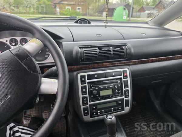 Zils Ford Galaxy 2005 Ludza, ar dzinēja tilpumu 1.90 L un nobraukumu 340 tūkst. km par 1850 €, foto 7 vietnē AUTOMOTO.COM.LV