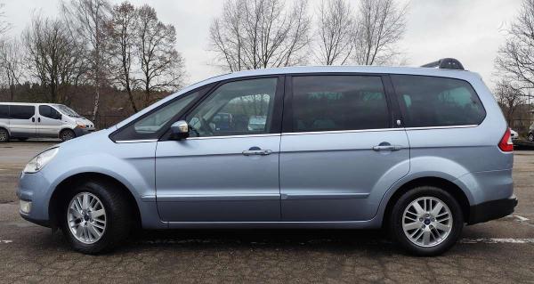 Blue Ford Galaxy 2006 in Siauliai, with an engine capacity of 2.00 L and mileage of 249 thousand km for 3650 €, photo 4 on AUTOMOTO.COM.LV