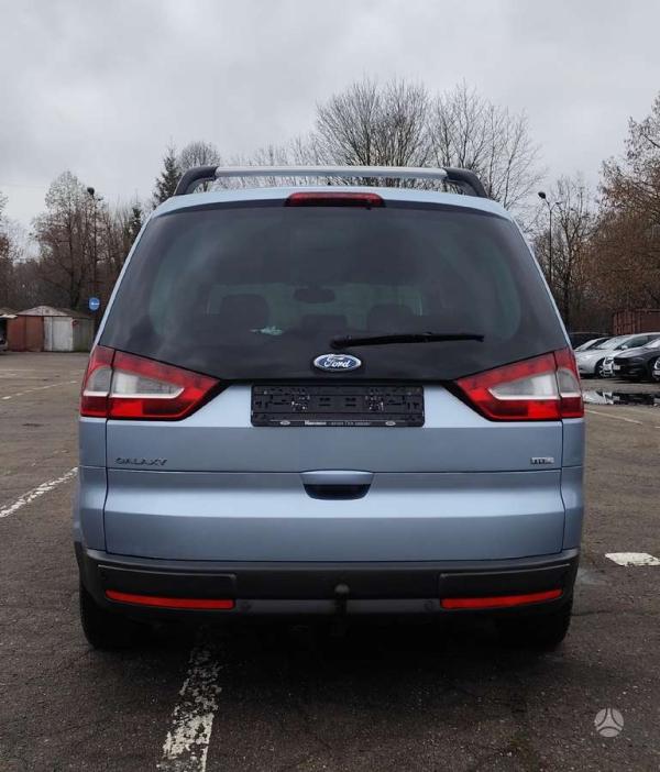 Blue Ford Galaxy 2006 in Siauliai, with an engine capacity of 2.00 L and mileage of 249 thousand km for 3650 €, photo 5 on AUTOMOTO.COM.LV