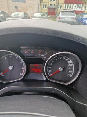 Blue Ford Galaxy 2006 in Siauliai, with an engine capacity of 2.00 L and mileage of 369 thousand km for 3000 €, photo 9 on AUTOMOTO.COM.LV