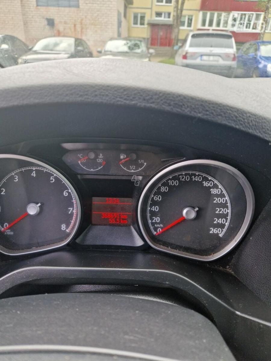 Blue Ford Galaxy 2006 in Siauliai, with an engine capacity of 2.00 L and mileage of 369 thousand km for 3000 €, photo 9 on AUTOMOTO.COM.LV