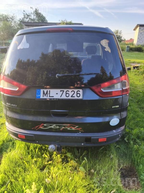 Zils Ford Galaxy 2006 Bauska, ar dzinēja tilpumu 1.70 L un nobraukumu 333 tūkst. km par 1200 €, foto 2 vietnē AUTOMOTO.COM.LV