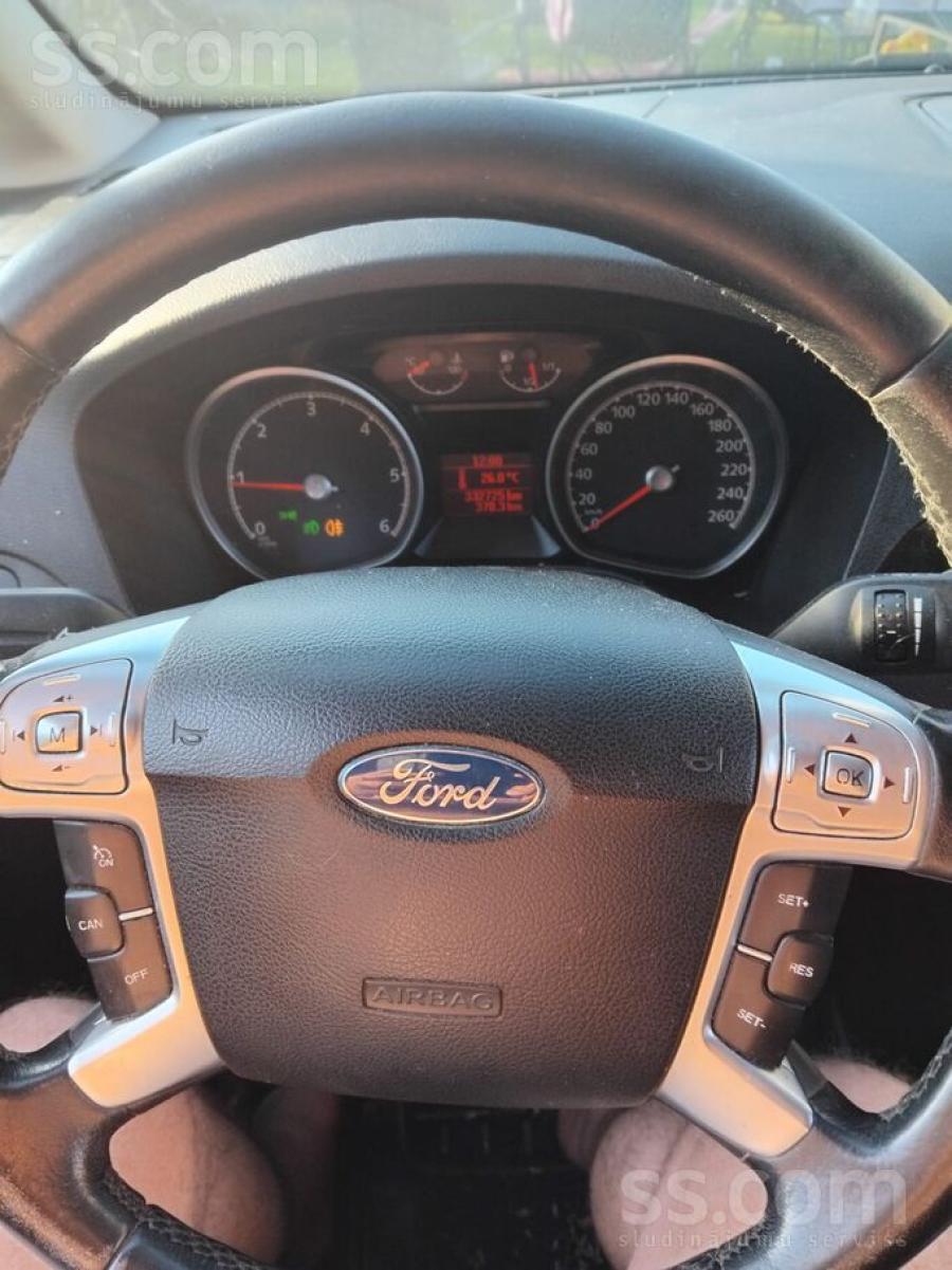Zils Ford Galaxy 2006 Bauska, ar dzinēja tilpumu 1.70 L un nobraukumu 333 tūkst. km par 1200 €, foto 6 vietnē AUTOMOTO.COM.LV