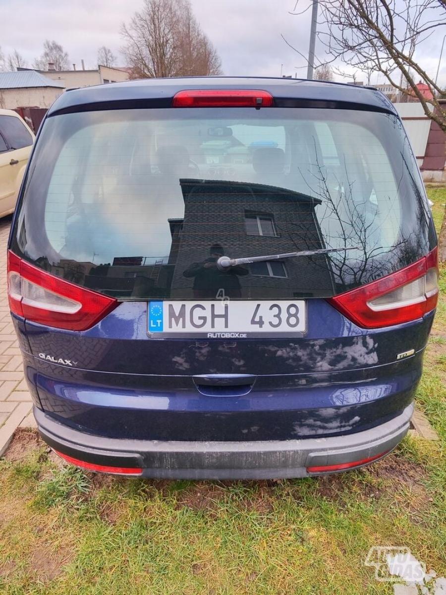 Blue Ford Galaxy 2007 in Salcininkai, with an engine capacity of 2.00 L and mileage of 296 thousand km for 2600 €, photo 6 on AUTOMOTO.COM.LV