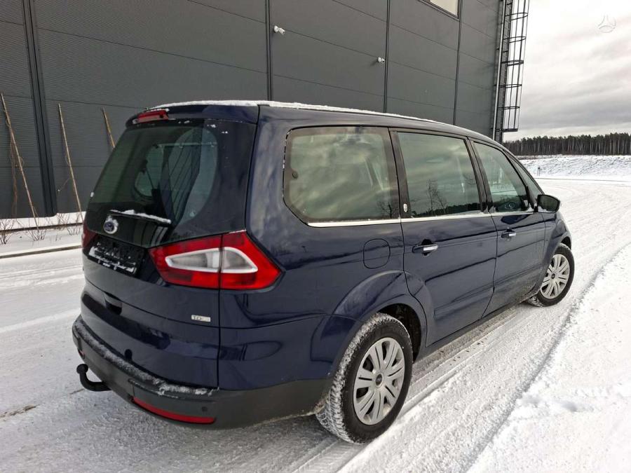 Zils Ford Galaxy 2007 Viļņa, ar dzinēja tilpumu 2.00 L un nobraukumu 268 tūkst. km par 3650 €, foto 4 vietnē AUTOMOTO.COM.LV