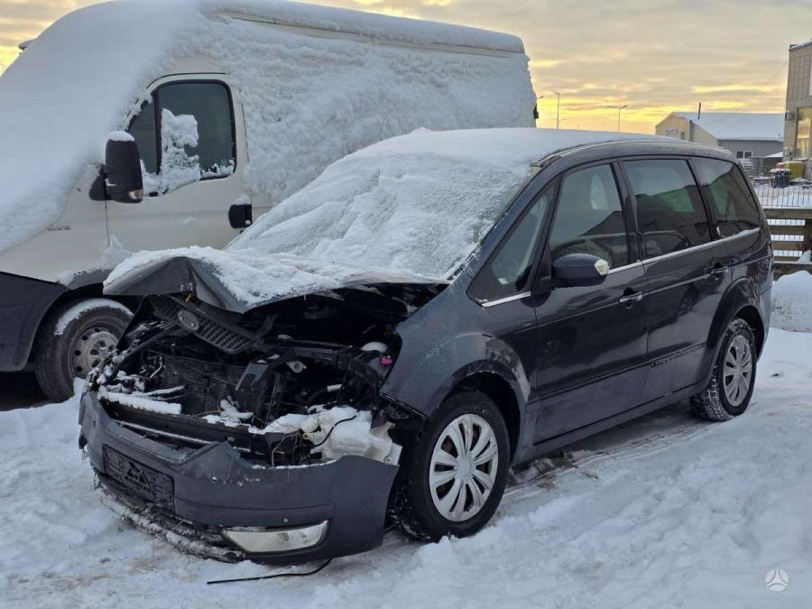 Синий Форд Галакси 2007 в Шяуляй, объемом двигателя 1.80 л и пробегом 280 тыс. км за 1050 €, фото 1 на AUTOMOTO.COM.LV