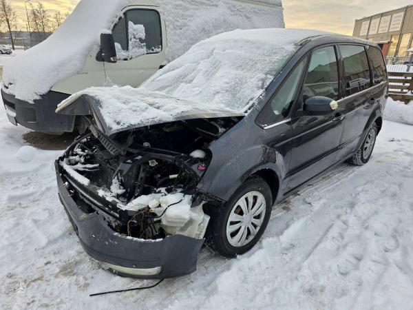 Blue Ford Galaxy 2007 in Siauliai, with an engine capacity of 1.80 L and mileage of 280 thousand km for 1050 €, photo 2 on AUTOMOTO.COM.LV