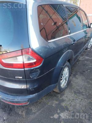 Blue Ford Galaxy 2007 in Riga, with an engine capacity of 1.80 L and mileage of 250 thousand km for 500 €, photo 2 on AUTOMOTO.COM.LV