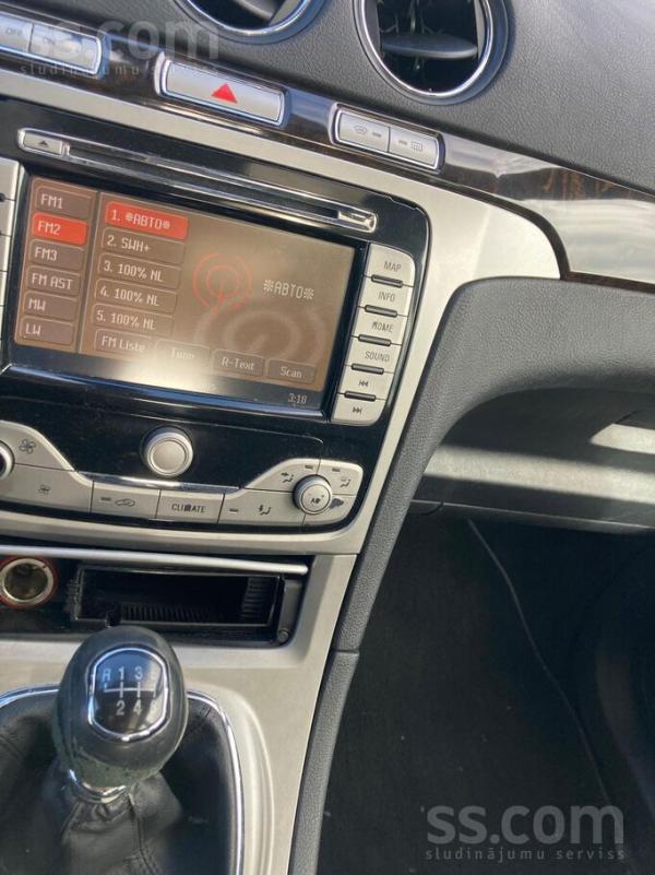 Zils Ford Galaxy 2007 Rīga, ar dzinēja tilpumu 2.00 L un nobraukumu 261 tūkst. km par 3900 €, foto 10 vietnē AUTOMOTO.COM.LV
