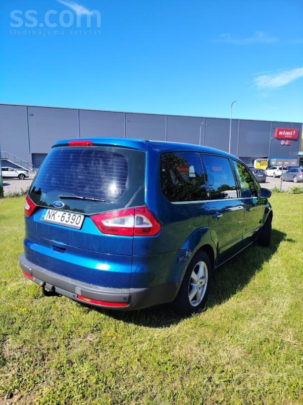 Zils Ford Galaxy 2007 Ventspils, ar dzinēja tilpumu 2.00 L un nobraukumu 255 tūkst. km par 1300 €, foto 4 vietnē AUTOMOTO.COM.LV