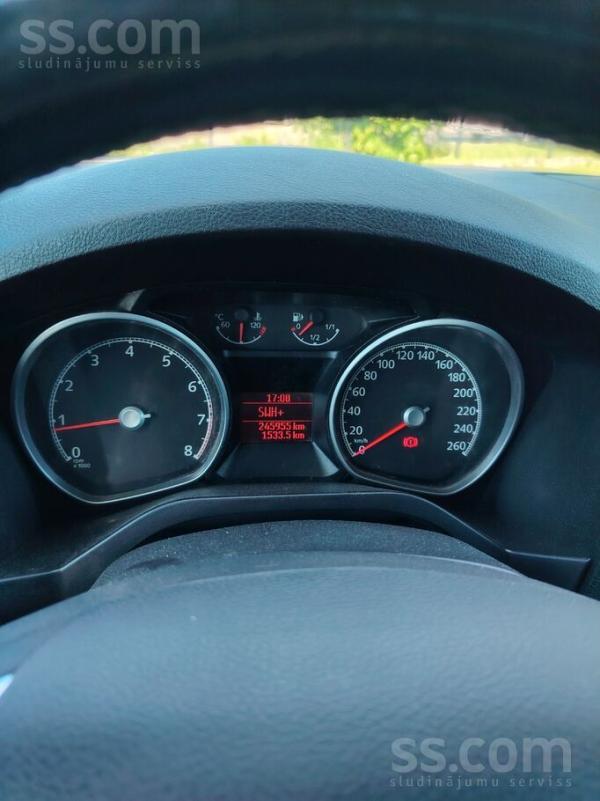 Zils Ford Galaxy 2007 Ventspils, ar dzinēja tilpumu 2.00 L un nobraukumu 255 tūkst. km par 1300 €, foto 10 vietnē AUTOMOTO.COM.LV