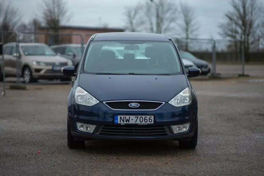 Blue Ford Galaxy 2007 in Liepaja, with an engine capacity of 2.00 L and mileage of 259 thousand km for 4850 €, photo 7 on AUTOMOTO.COM.LV