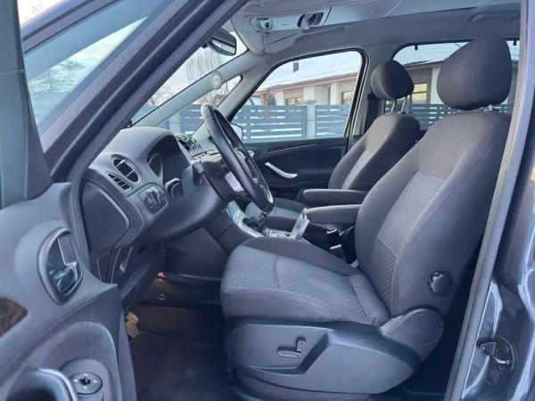 Blue Ford Galaxy 2007 in Jelgava, with an engine capacity of 2.00 L and mileage of 265 thousand km for 3500 €, photo 9 on AUTOMOTO.COM.LV