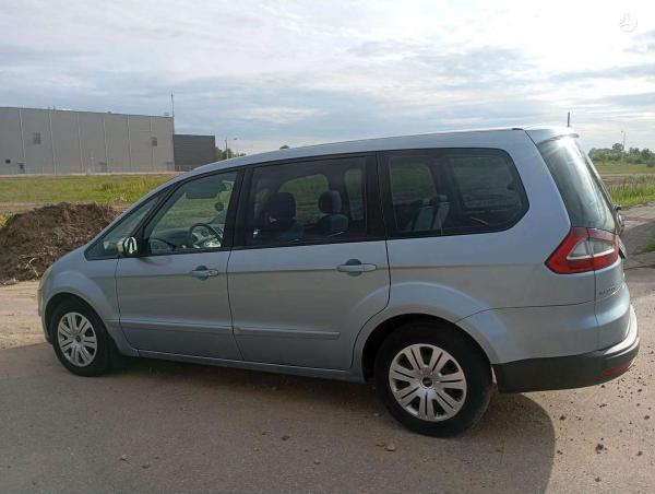 Zils Ford Galaxy 2007 Kėdainiai, ar dzinēja tilpumu 2.00 L un nobraukumu 423 tūkst. km par 2600 €, foto 3 vietnē AUTOMOTO.COM.LV
