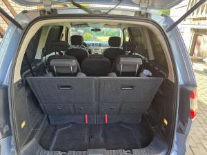 Zils Ford Galaxy 2007 Raseiniai, ar dzinēja tilpumu 2.00 L un nobraukumu 401 tūkst. km par 2500 €, foto 7 vietnē AUTOMOTO.COM.LV