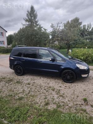 Zils Ford Galaxy 2007 Tukums, ar dzinēja tilpumu 2.00 L un nobraukumu 370 tūkst. km par 2200 €, foto 3 vietnē AUTOMOTO.COM.LV