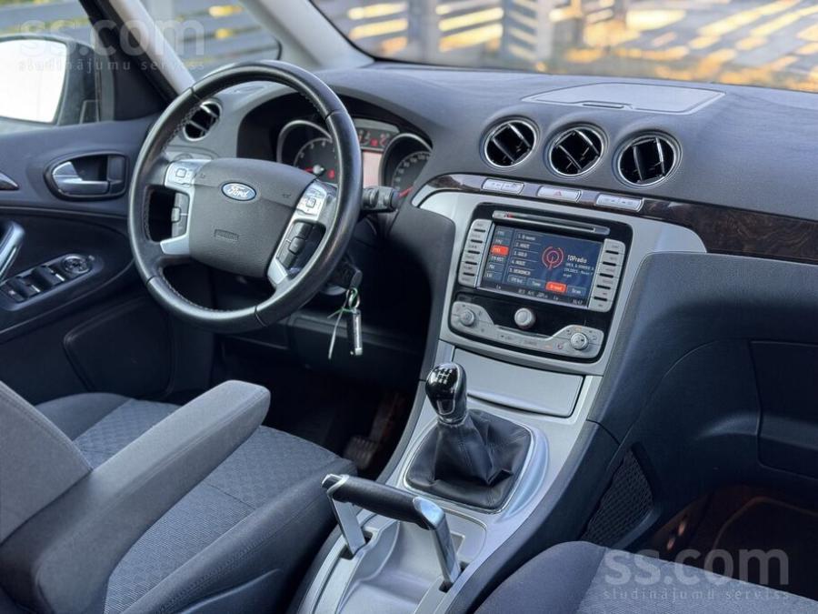 Blue Ford Galaxy 2008 in Jelgava, with an engine capacity of 2.00 L and mileage of 281 thousand km for 4700 €, photo 16 on AUTOMOTO.COM.LV