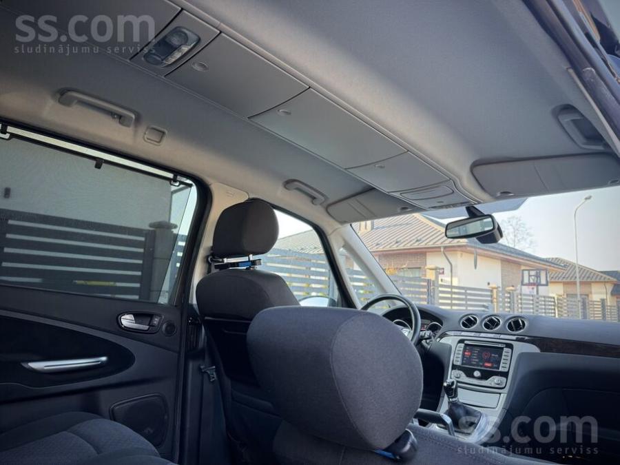 Blue Ford Galaxy 2008 in Jelgava, with an engine capacity of 2.00 L and mileage of 281 thousand km for 4700 €, photo 17 on AUTOMOTO.COM.LV